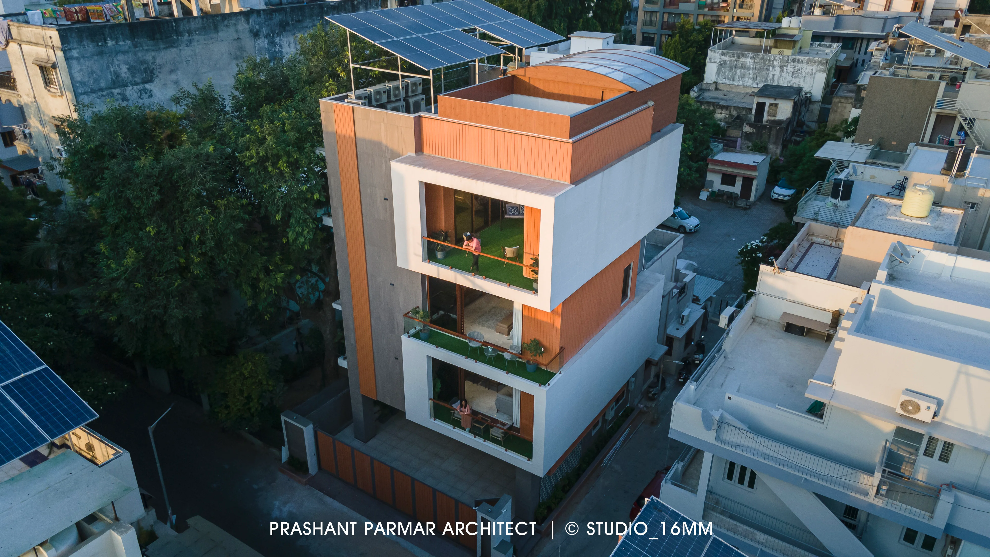 Elevated Compact House - Prashant Parmar Architect